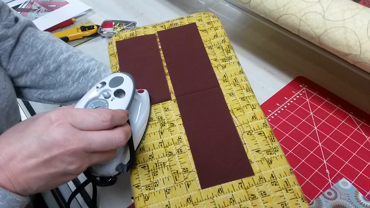 No Measuring Borders Tutorial – Lake House Quilts & Art Retreat